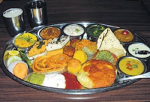 Cuisine in Madhya Pradesh | Food in Madhya Pradesh, India