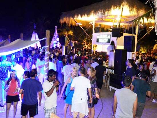 Nightlife in Goa | Best Beaches in Goa for Nightlife Parties