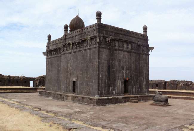 Short Trip to Raigad From Pune - Weekend Trip