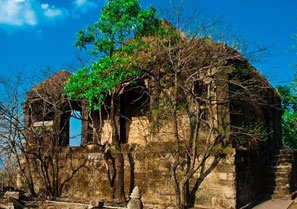 Bandhavgarh Fort | Things to Do in Bandhavgarh National Park - IHPL