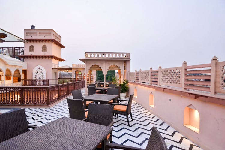 Top 13 Rooftop Restaurants in Delhi for Redefined Dining