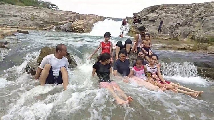 Top 10 Places to visit near Ahmedabad within 500 Km