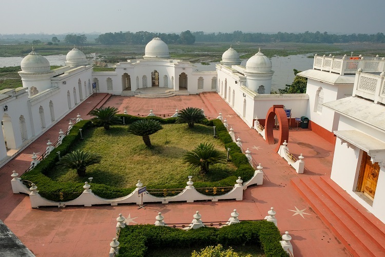 Explore Neermahal - The Largest Water Palace