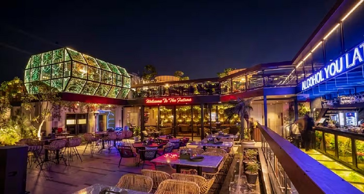 14 Must-Try Restaurants and Street Foods in Agra