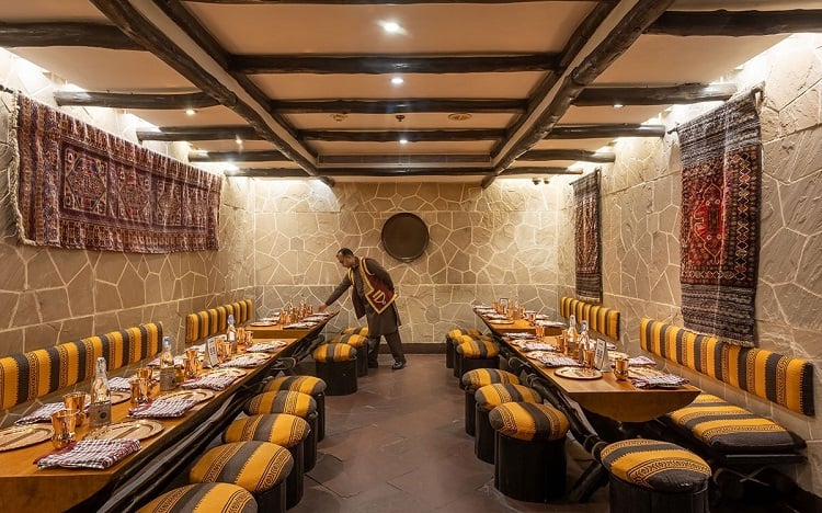 14 Must-Try Restaurants and Street Foods in Agra