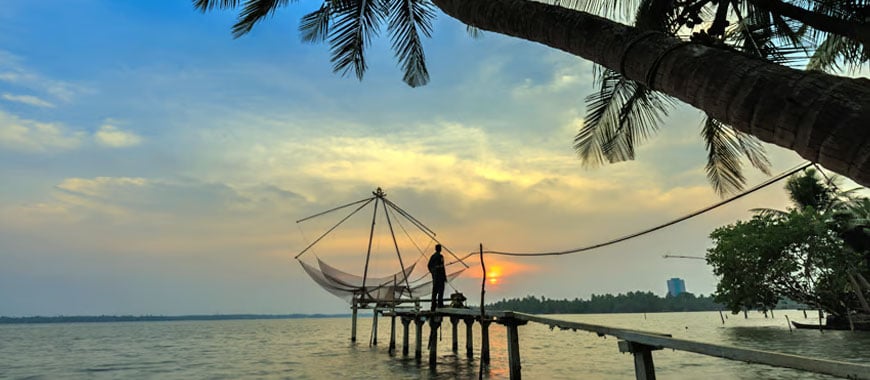 Kochi Travel Guide 2025: Attractions & Tips | Indian Holiday