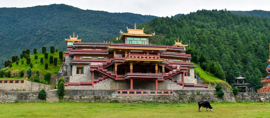Best Places to Visit in Dirang: Top Attractions and Tips | Indian Holiday