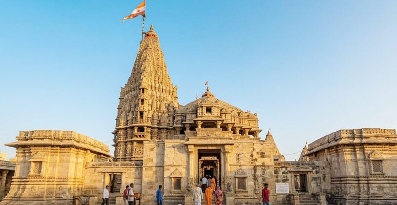 Best Time to Visit Dwarka for Temples and Coastal Walks